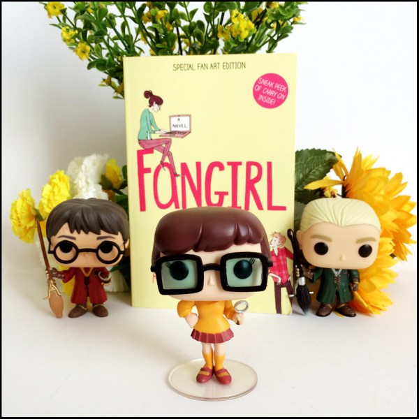 Review: ‘Fangirl’ by Rainbow Rowell | Cassandra Page